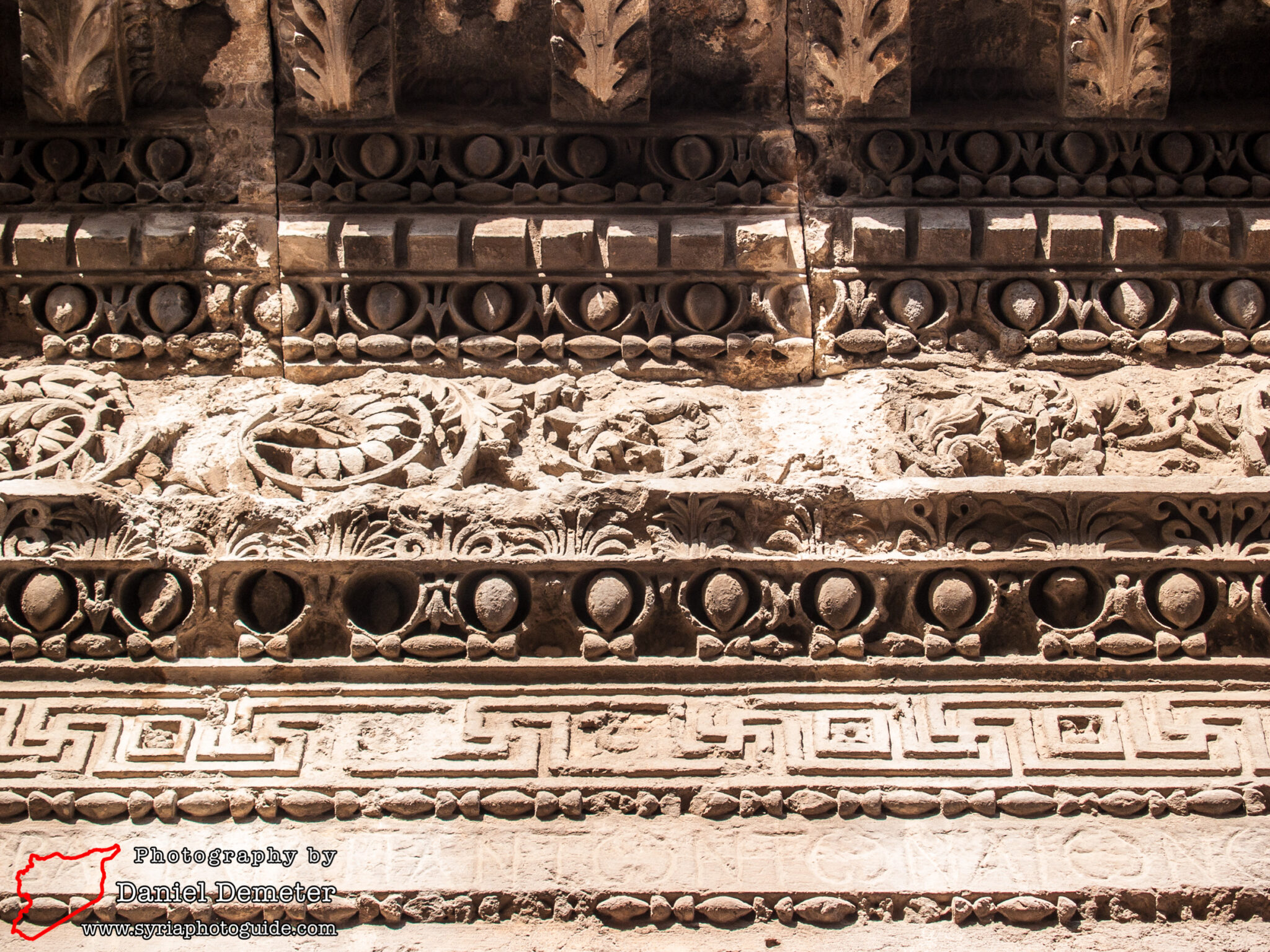 Damascus – Roman Ruins دمشق – الآثار الرومانية – Syria Photo Guide